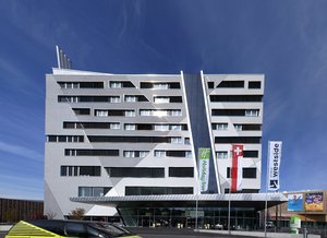 Erlebnis- und Einkaufszentrum Westside, Bern
