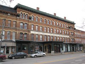 Bateman Hotel