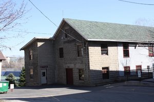 J. B. Courtney Woolen Mills, Appleton