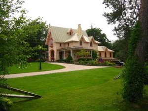 Reuel E. Smith House