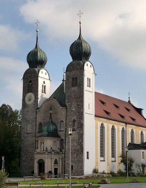 Augustinerchorherrenstiftskirche, Altenmarkt an der Alz