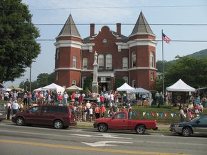 Grayson County Courthouse, Independence
