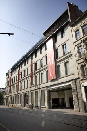 Antwerp Fashion Museum MoMu - Umbau, Antwerpen
