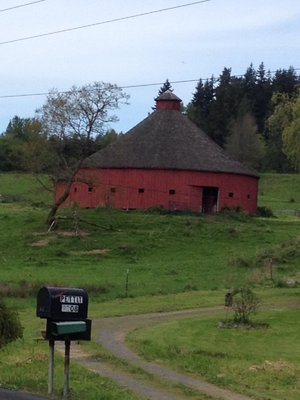 Laughlin Round Barn, Castle Rock
